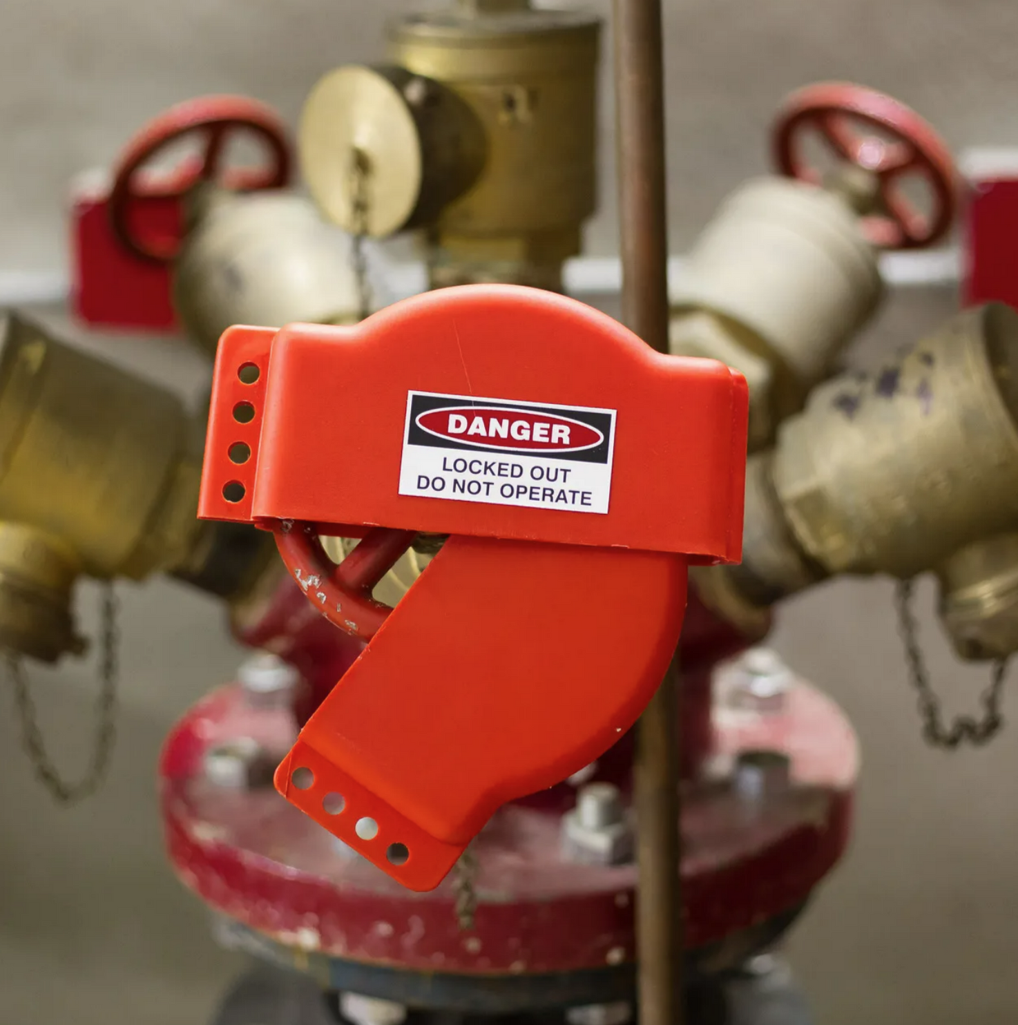 Adjustable Gate Valve Lockout-Standard Fits 1" to 6 1/2" Valve Handles ...